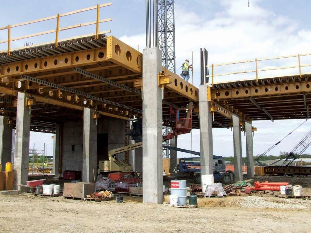 The Isle of Capri Hotel and Casino using ADJUST-A-DECK Shoring System | EFCO Forms