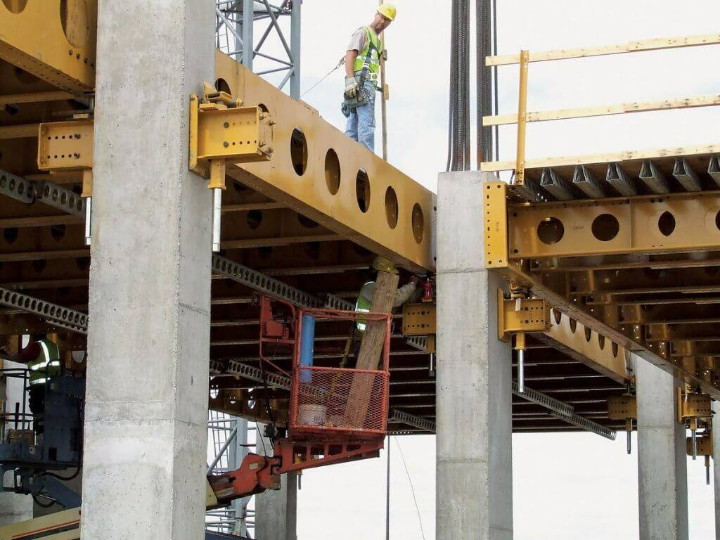 The Isle of Capri Hotel and Casino using ADJUST-A-DECK Shoring System ...