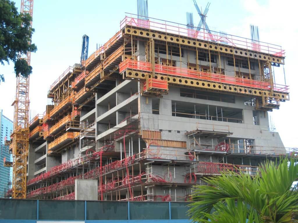 EFCO POWER TOWER Self-Climbing System | EFCO Forms