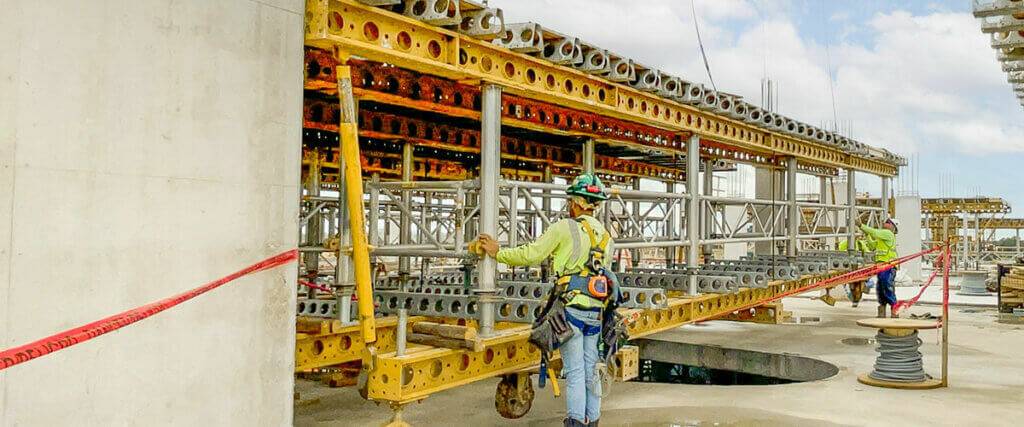 Shoring with E-Z FLY Formwork System | EFCO Forms
