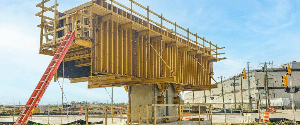 I-75 in Detroit | Bridge formwork | Infrastructure Project Requires ...