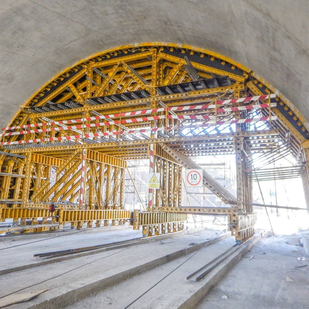 REDI-RADIUS Wall Formwork - EFCO Formwork Solutions