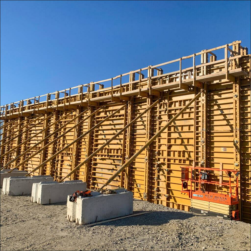 Golden Oval Fertilizer Storage | Thompson Iowa | EFCO Forms