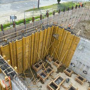 Modularity-and-strength-define-efco-lite
