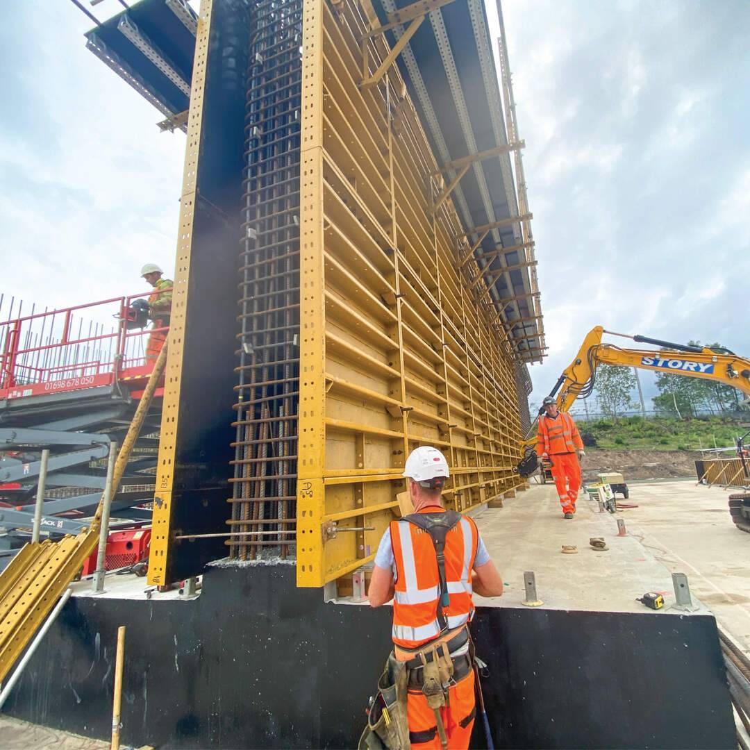 Ravenscraig Bridge | London, United Kingdom | EFCO Forms